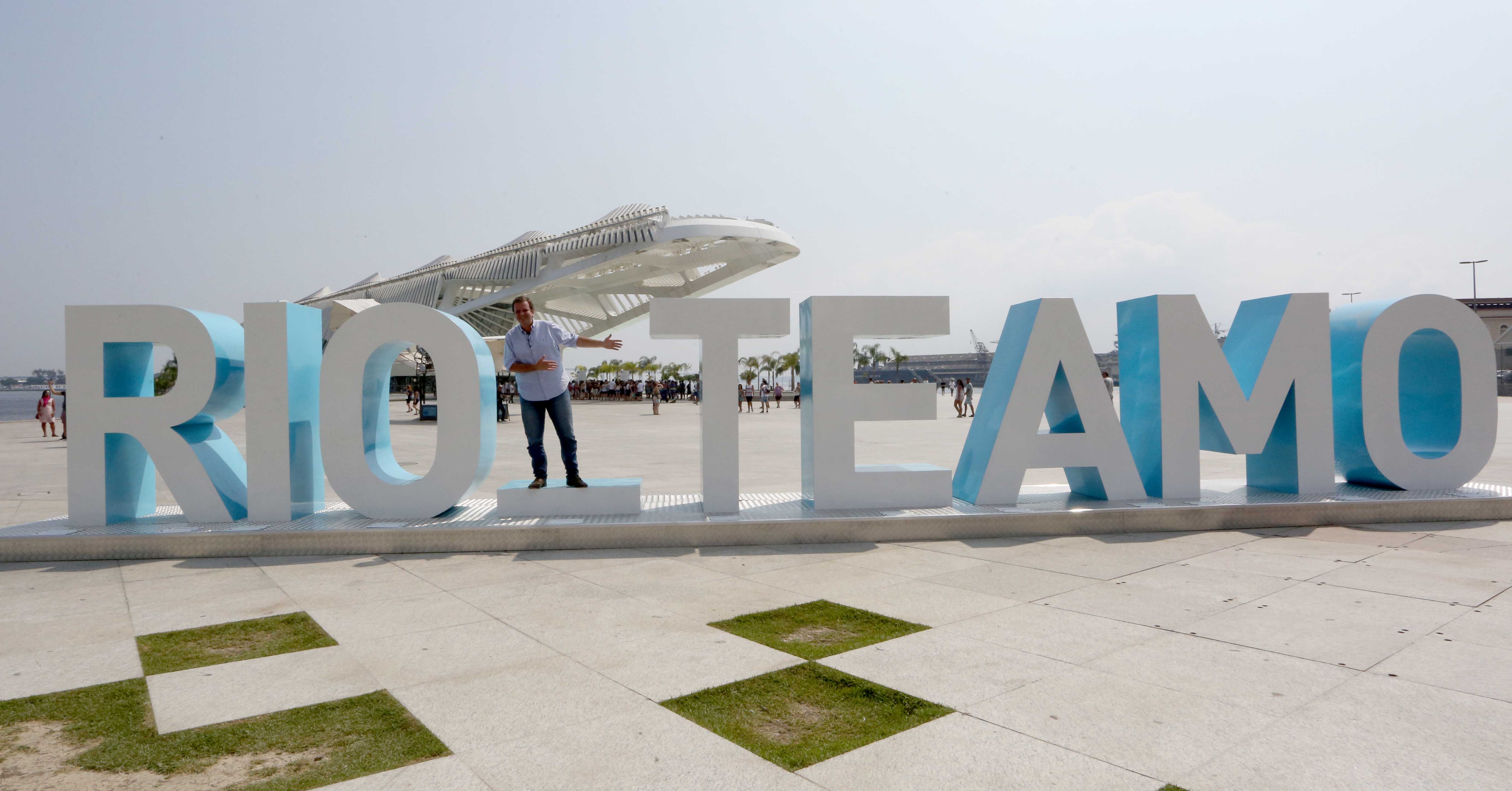 Hashtag “Cidade Olímpica” é substituída por “Rio te amo” | VEJA RIO