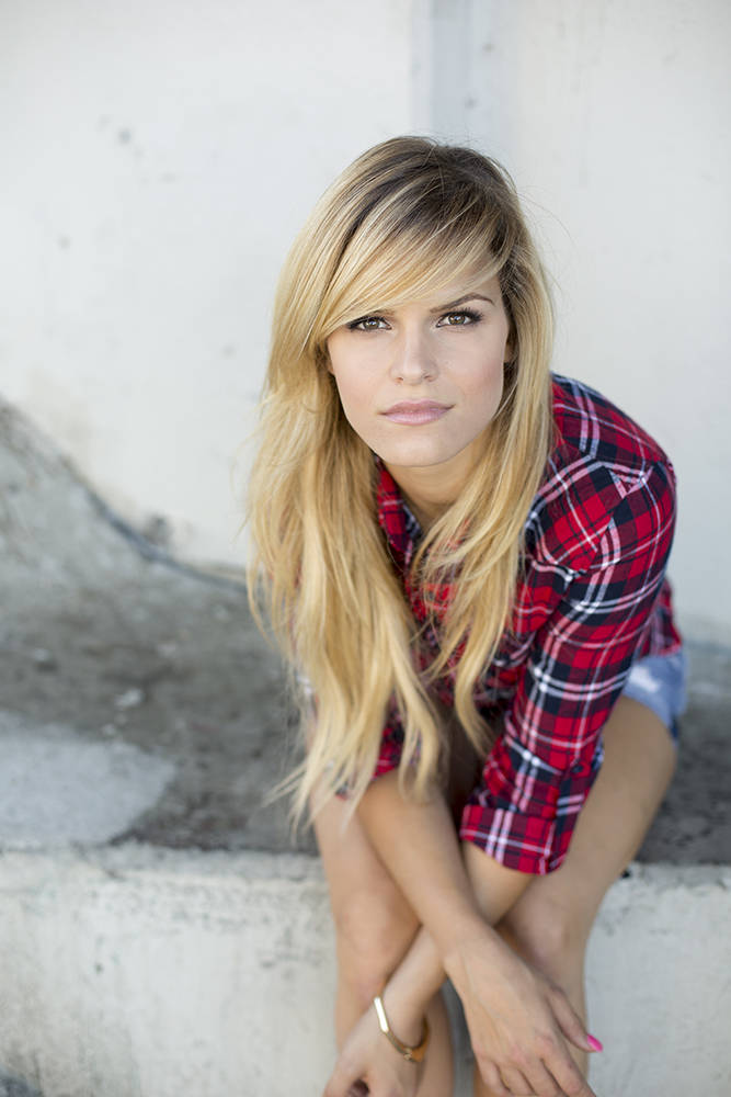 Ferly Prado, a bailarina brasileira da Beyoncé, é fã de Carla Perez e ...