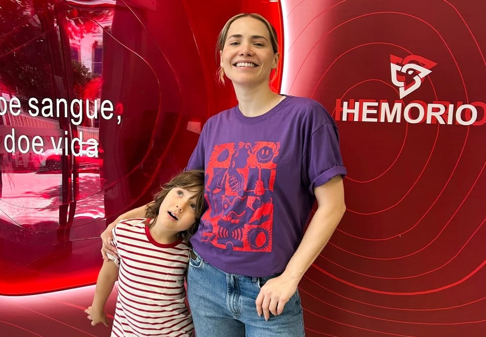 Hemorio — Leticia Colin canta, doa e se emociona: “Experiência ...